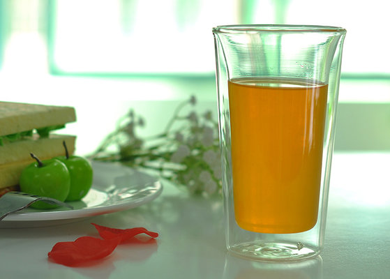 Transaprent heat resistant borosilicate wine glass double wall