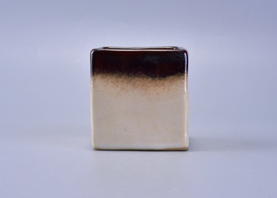 Luxury 220ml Square Shape White Ceramic Candle Holder Jar With Dark Top