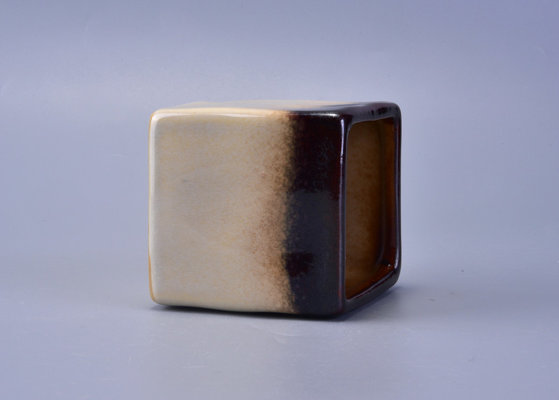 Luxury 220ml Square Shape White Ceramic Candle Holder Jar With Dark Top