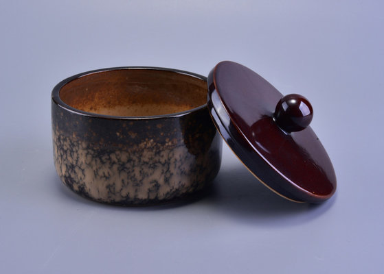 500Ml Scented Candles Ceramic Votive Holders , Ceramic Candle Jars With Lid