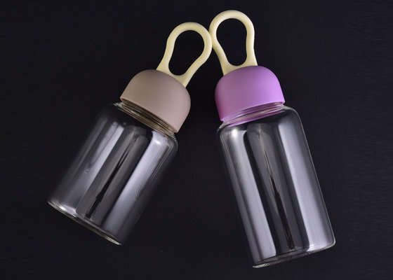 250Ml FDA Passed Borosilicate Glass Tableware , clear glass water bottles with Silicone Lid