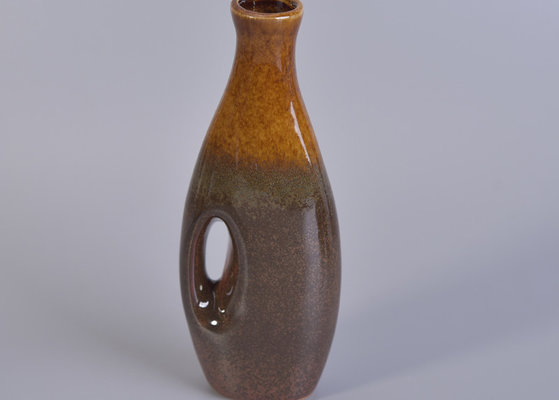 Shinny Glazed Hand Made Empty Diffuser Bottles / Ceramic Car Diffuser Bottles