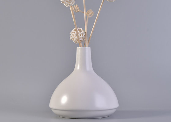 Popular White Ceramic Aroma Reed Diffuser Bottles For Home Decoration
