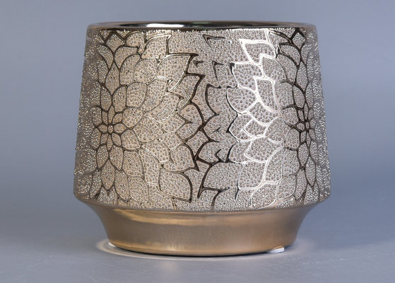 690ml Gold Electroplated Ceramic Candle Holder With Flower Pattern