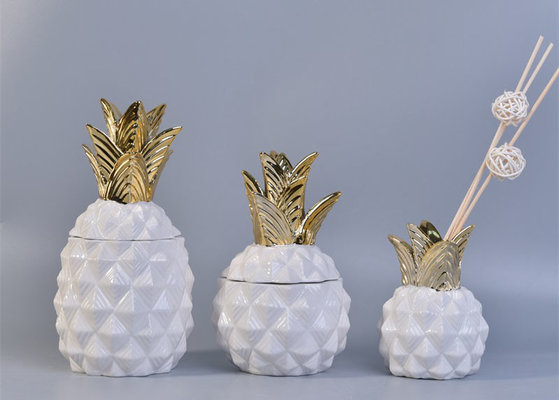 Home decoration Glazed Pineapple Ceramic Candles Holders with Leaf Lid