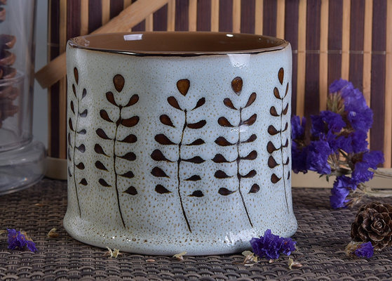 12のOzの変移は陶磁器の蝋燭ホールダーの手塗りの花の設計を艶をかけました