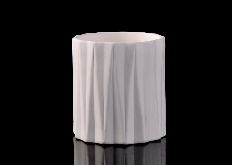Embossed Vertical Stripes white ceramic pillar candle holder Round Shape