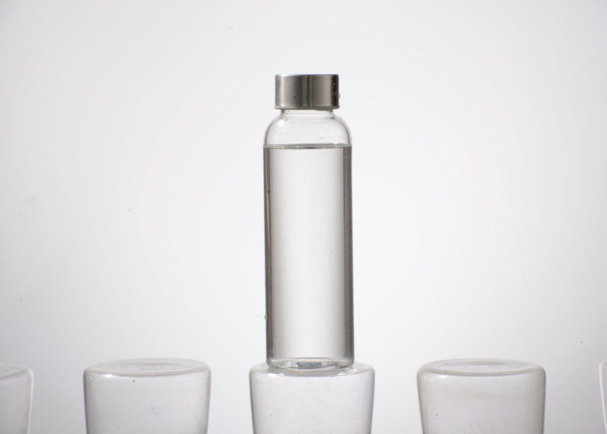 Customized Hand Made thermal drinking glasses Water Bottle In Borosilicate