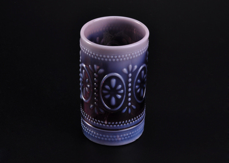 Unique Candle Holder Colored Glass Candle Jars With Embossed Pattern