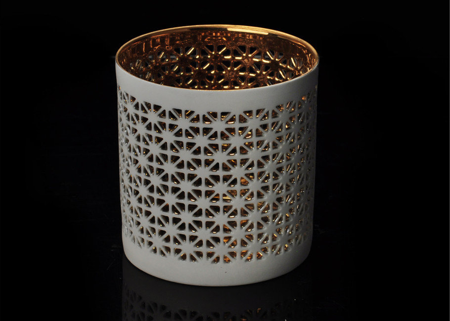 Luxury Custom Ceramic Candle Holder Tealight Candle Holder with Hollow Pattern