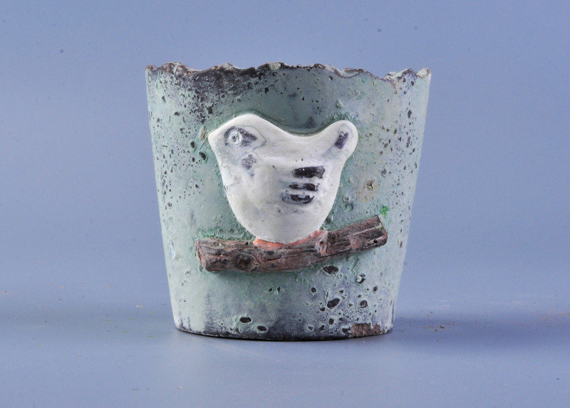 Vivid Bird Irregular Round Cement Candle Holder , ceramic candlestick holders For Decoration