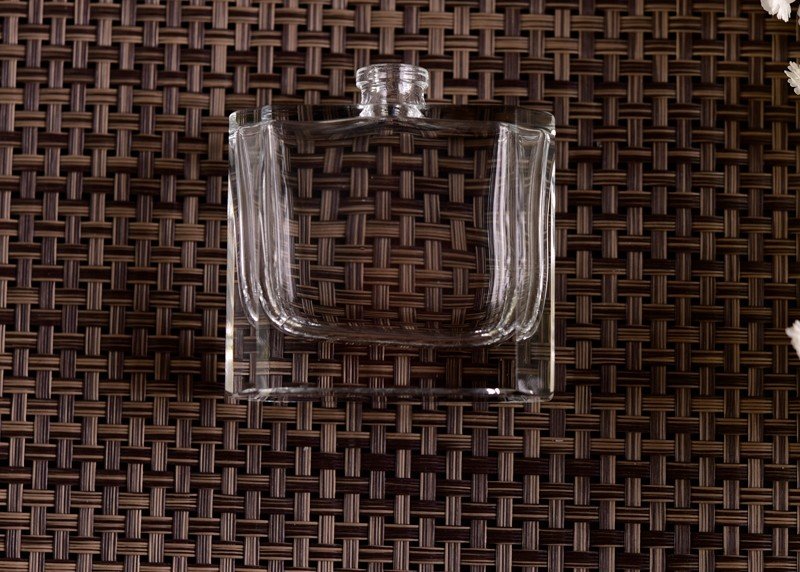 Empty 50ml Glass Perfume Bottles with Atomizer for Essential Oils