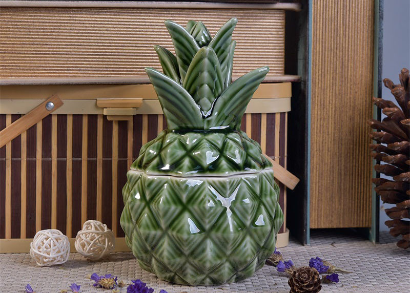 Green Glazing Pineapple Ceramic Candle Jar with lid for wedding decor