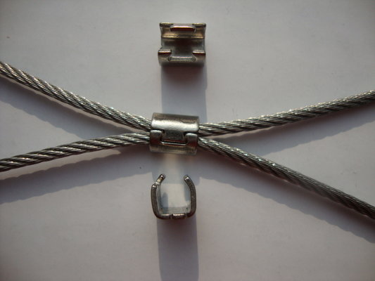 Lockset for Ferruled Mesh