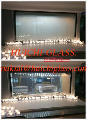 Smart switchable glass. intelligent glass for the beauty Salon, medical hospital