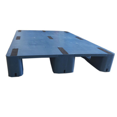Flat Pharmaceutical Hard Closed Deck Hygienic Food Grade Plastic Pallet supplier