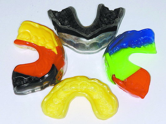 Durable Custom Made Sports Mouth Guard Protector Flexible Easy Clean ISO9001/2015
