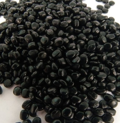 Heat Resistant Desiccant Masterbatch , Anti Aging Plastic Black Masterbatch