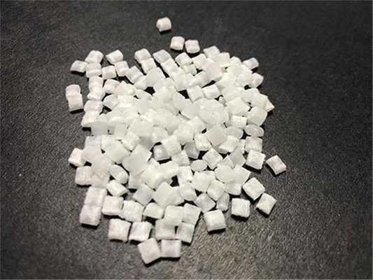 PP / PE Resin Plastic Desiccant Masterbatch For Injection Moulding White Color