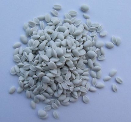 Grey Color Anti Corrosion Masterbatch Plastic Drying Agent For Blowing Film
