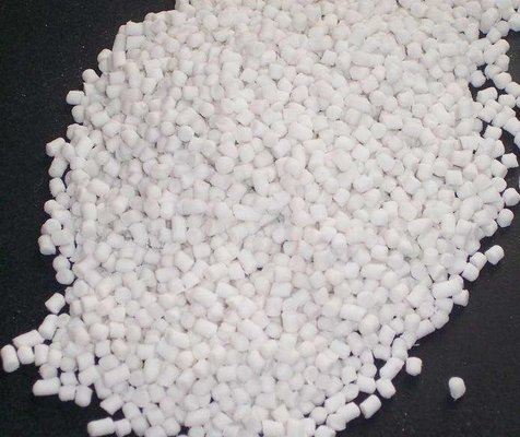 White Functional Masterbatch , Desiccant Masterbatch High Water Absorption