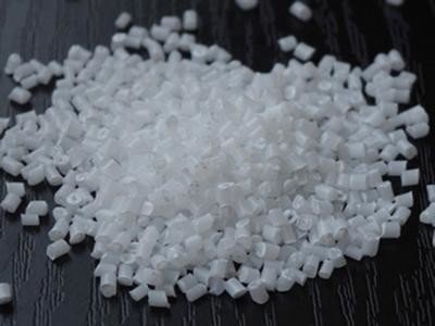 White Plastic Blown Film Masterbatch For Injection Excellent Dispersibility