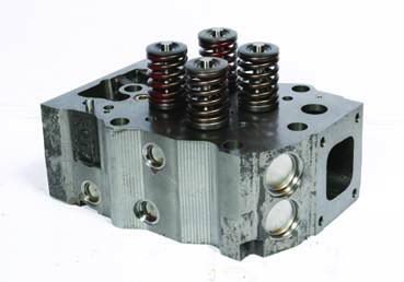 Industrial Engine Spare Parts / Diesel Engine Cylinder Head  International