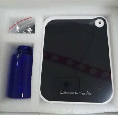 50 - 100m³ Battery Operated Fragrance Diffuser Machine Plastic Shell With 100ML Bottle