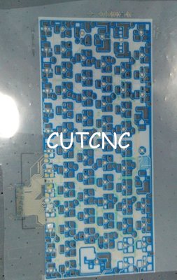 Electronic circuit board blade die cutting machine