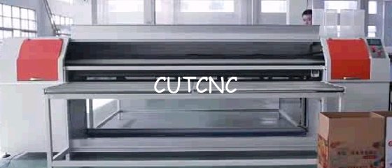 Short run production packging flatbed digital printer