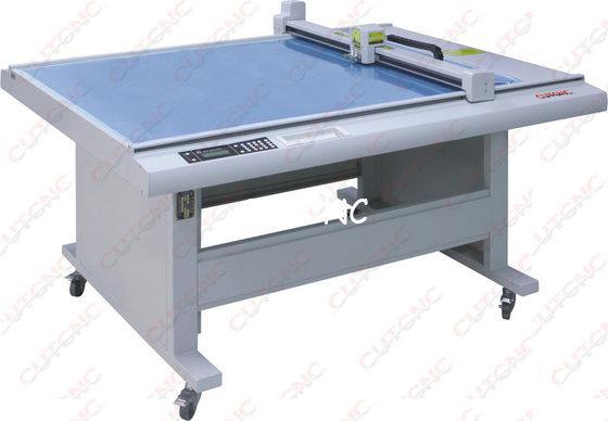 Clothing PVC plastic film heat transfer cutting machine