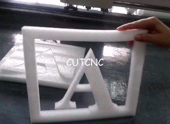 Foam sign sample cutting table