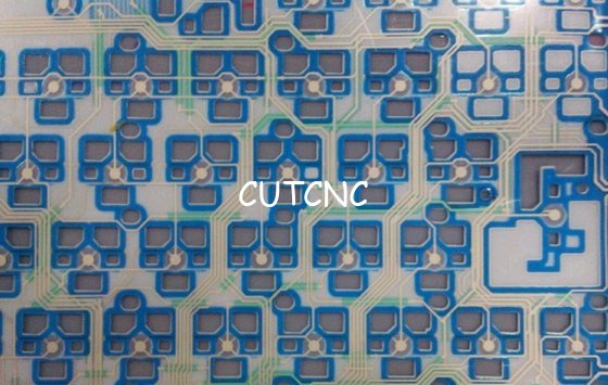 Electronic circuit board blade die cutting machine