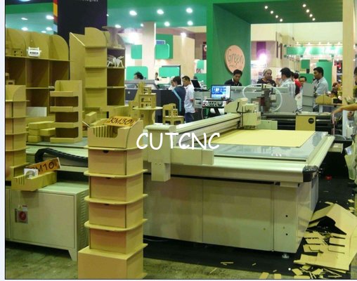 Free standing display unit sample maker oscillating knife cutter plotter
