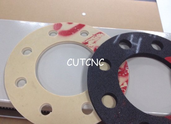 Metal inserted in neoprene nitrite silicon rubber gasket cutting machine