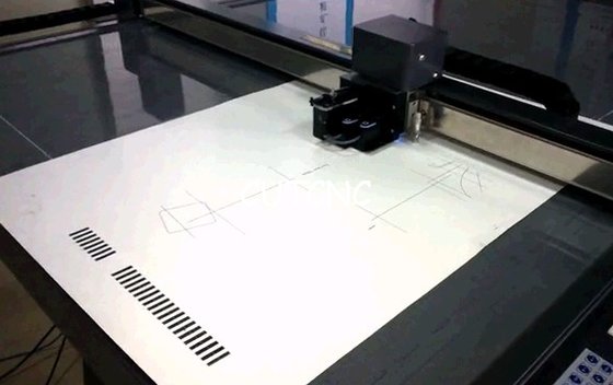 Clothing garment apparel paper pattern flatbed cutting plotter cnc control