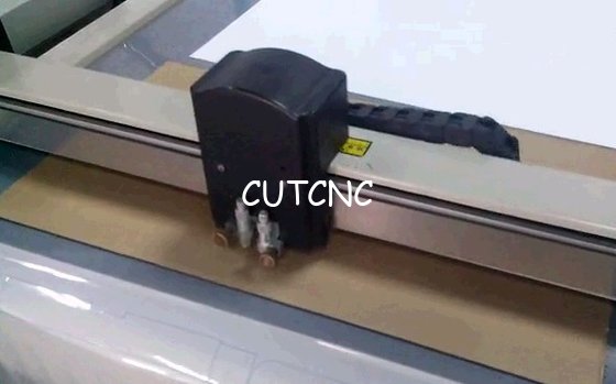 Affodable corrugated sheet E flute flatbed sample cutter