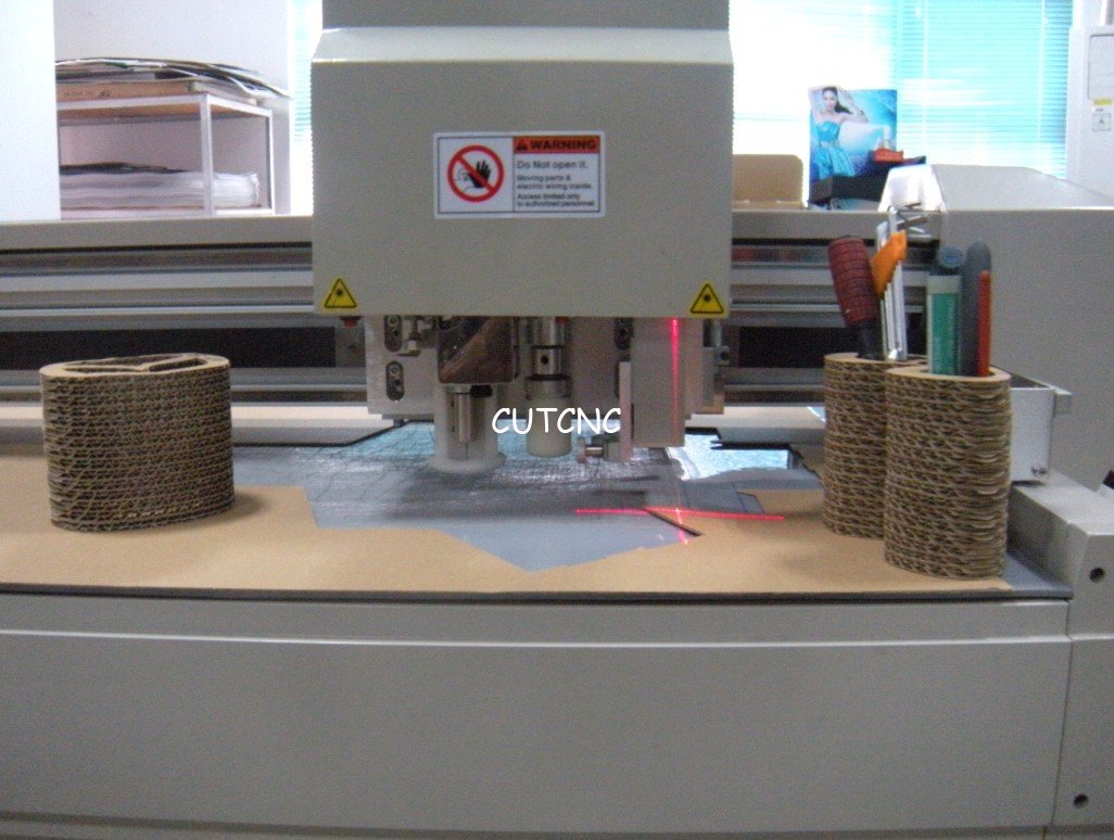 Corrugated paper cardboard sample cutter custom design for small run production