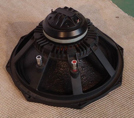 380 vatios de 8ohms del sonido del refuerzo del sistema de estándar del sonido para el Karaoke