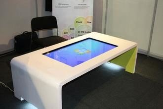 42" LCD stand interactive all in one multi touch table kiosk 400 nits 1920x1080