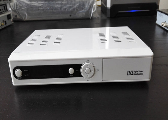 DVB T2 Set Top Box HD MPEG4 , Terrestrial STB Set Top Box 1 HDMI Port