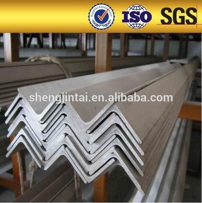 sizes 25*25-200*200 Common steel angle iron