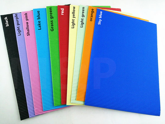 Uncoated Decorative Corrugated Paper Rolls , Moisture Proof Corrugated Sheet Paper