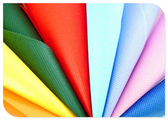 10 ~ 40gsm Medical Non Woven Fabrics Disposable Non Woven Products For Masks / Clothing
