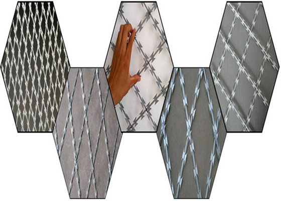 Galvanized Razor Barbed Wire Mesh Fence / Welded Razor Mesh Fence For Protection