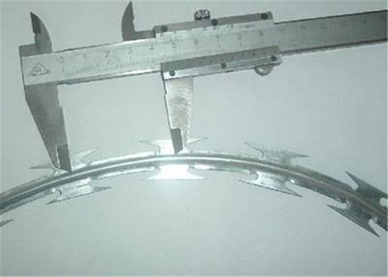 Hot Dipped Galvanized Stainless Steel Concertina Razor Barbed Wire,blade barbed wire mesh fence