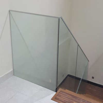 Residential interior 12mm Clear Tempered Safety Glass Aluminum Railing Handrail