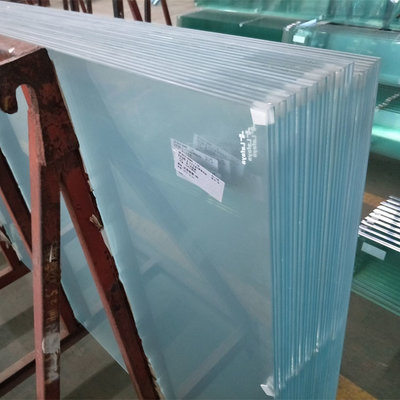 Durable 13.52mm low iron ultra clear tempered laminated safety glass infill panels for interior commercial railing