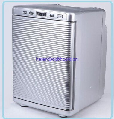 20L 365x 323x455 mm Solid door Thermoelectric  Dorm fridge Car camping fridg supplier