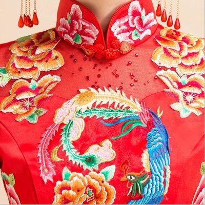 High end Embroidery traditional Chinese wedding dress with High Neck LXHS-2319